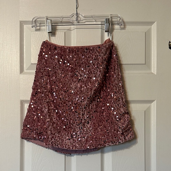 unknown | Skirts | Glamorous Sequin Mini Skirt In Pink | Poshmark